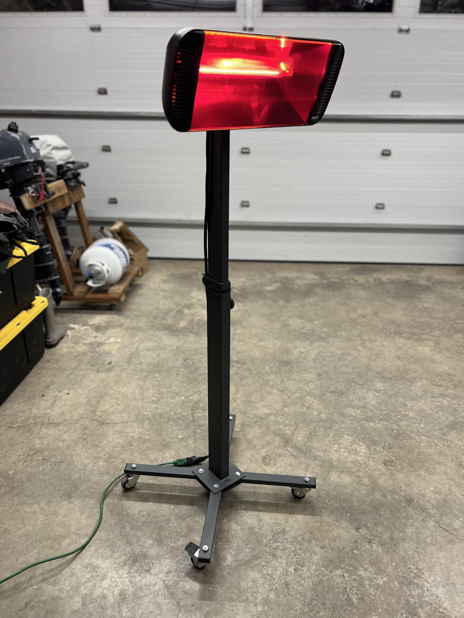 Heliosa 66 Black - Infrared halogen heater | Heating Green